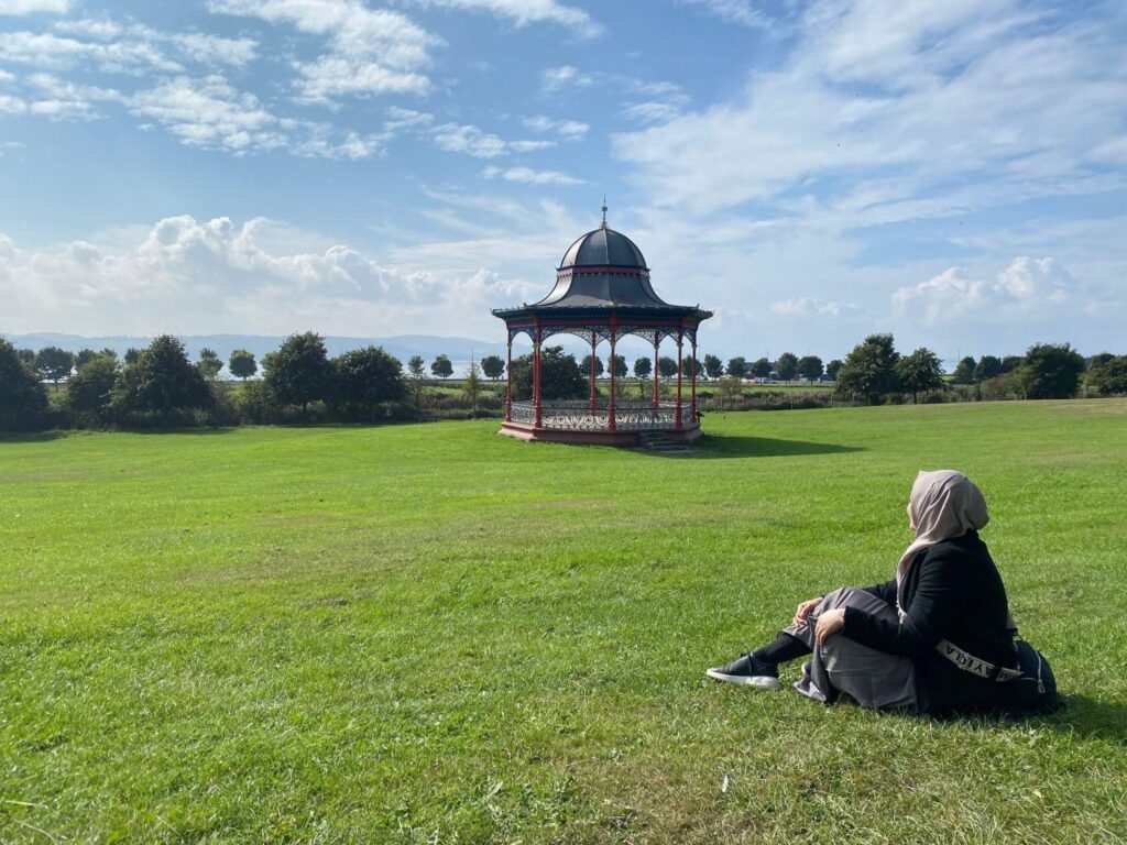 Deepening Knowledge in Islamic Banking and Finance: Sefrina's Action to ...